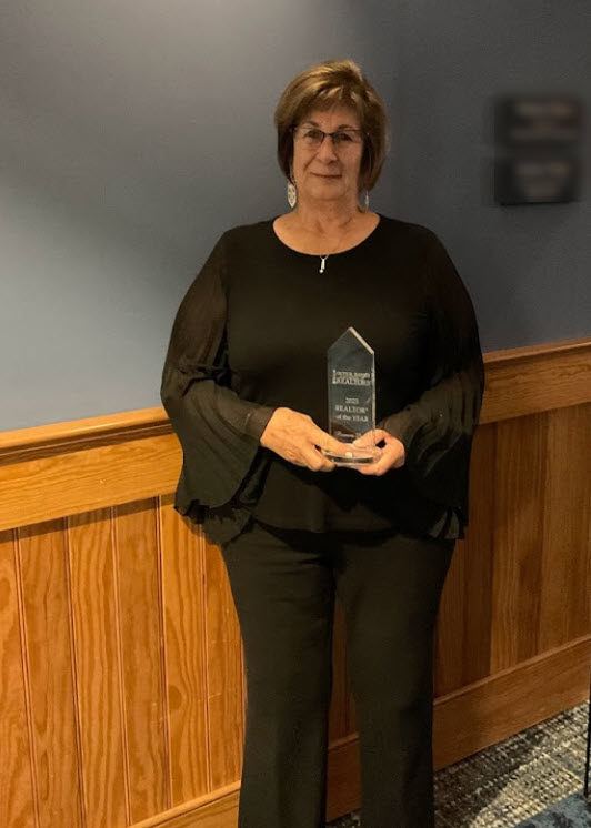 Rosemarie Doshier Recognized as REALTOR® of the Year - Outer Banks ...