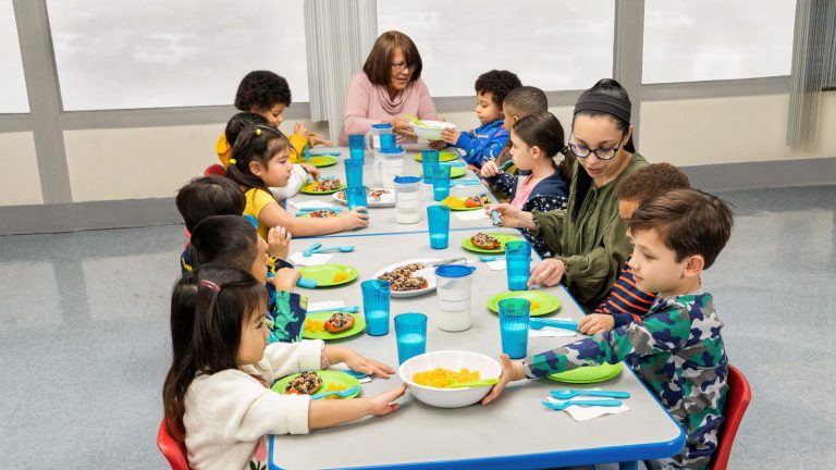 Meal Pattern Minute - National CACFP Sponsors Association