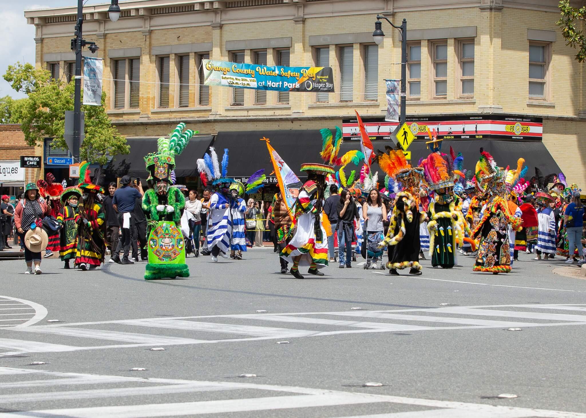 Orange May Parade - Orange Chamber of Commerce
